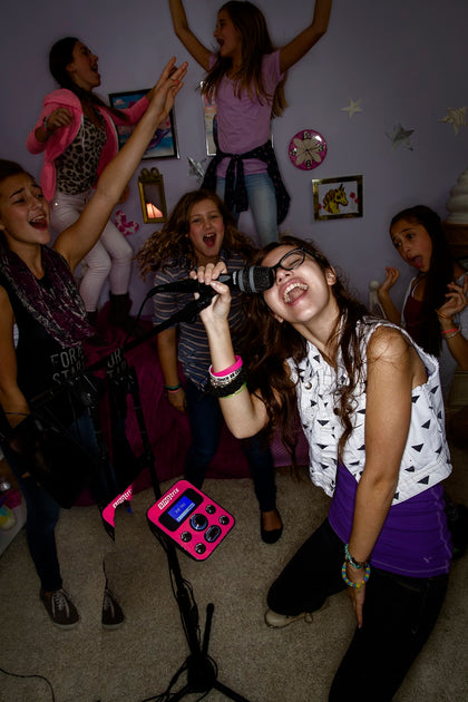 How to Host the Best House Party – Singtrix